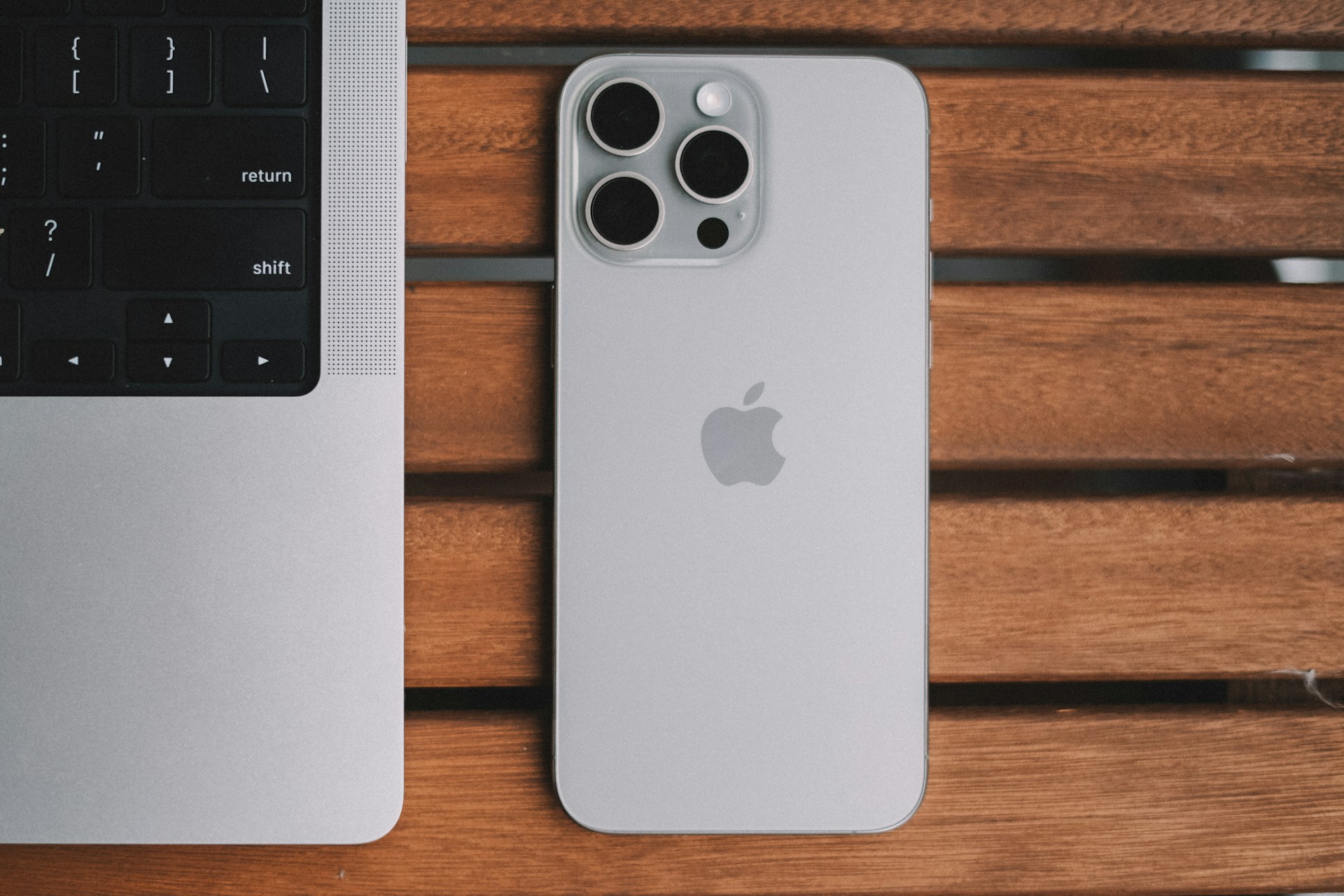 What Is a SIM Card? Everything to Know – International eSIM & Travel ...